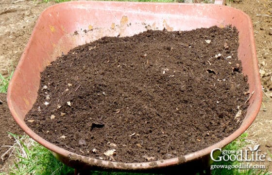 How to Make Compost for Your Vegetable Garden
